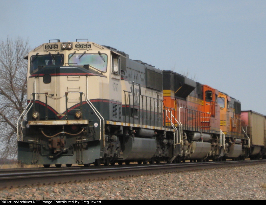 BNSF 9765